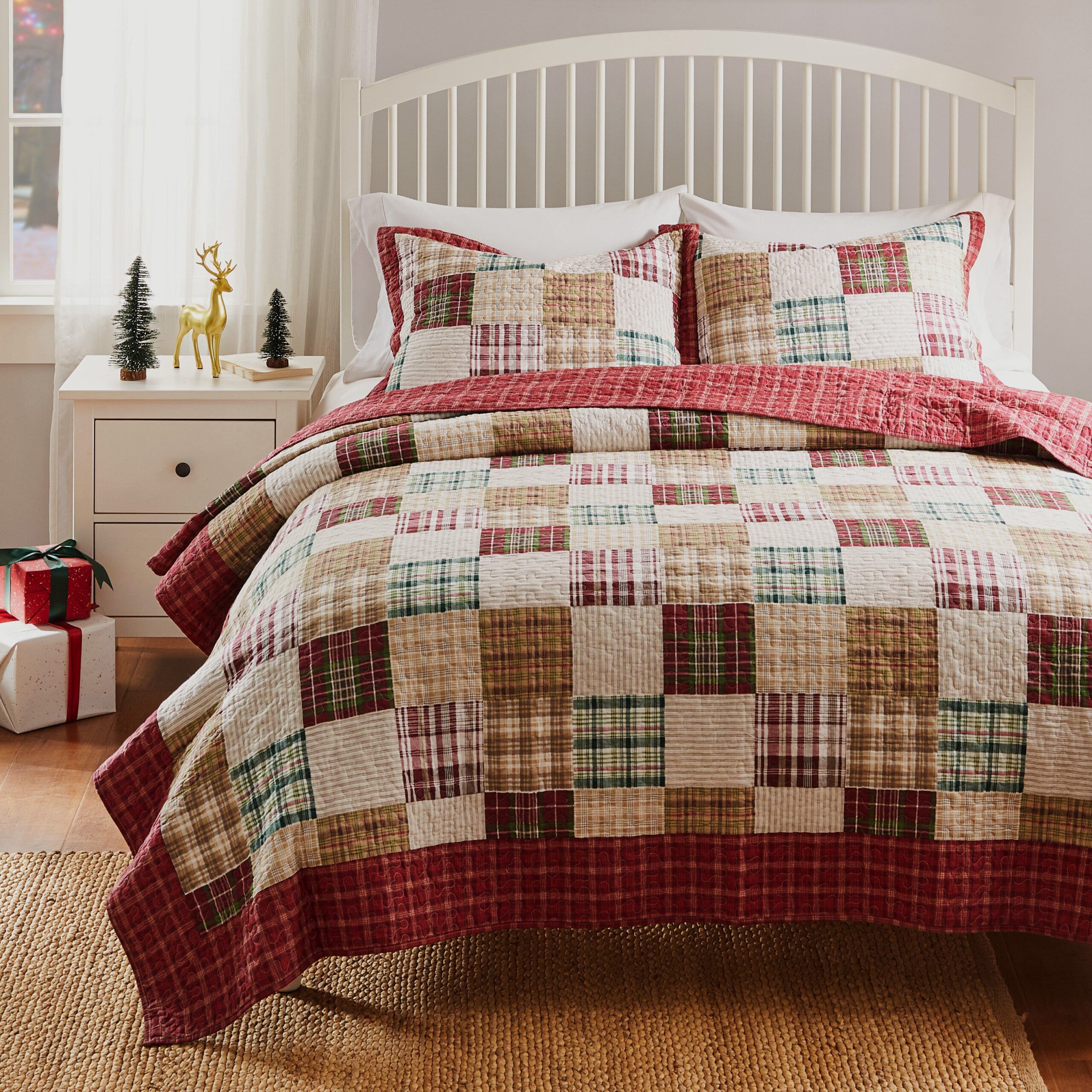 Oxford Cotton Patchwork Quilt Set, Red, 3-Piece King | Catherines